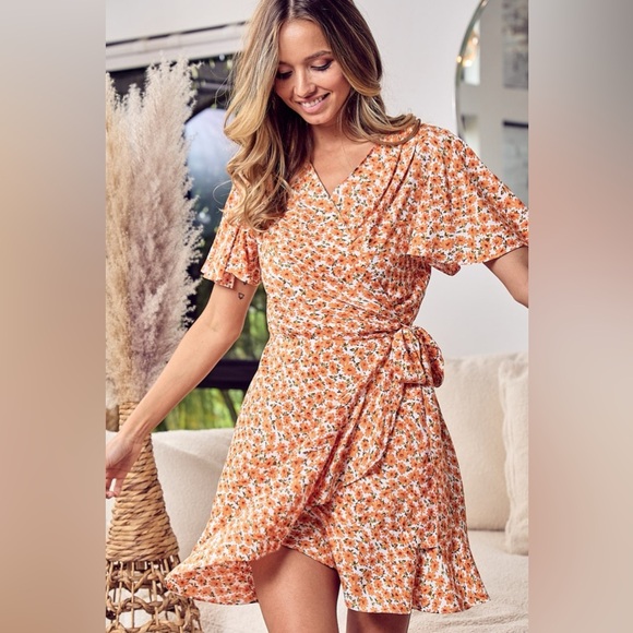 BiBi | Dresses | Bibi Floral Tied Short Sleeve Mini Wrap Dress | Poshmark